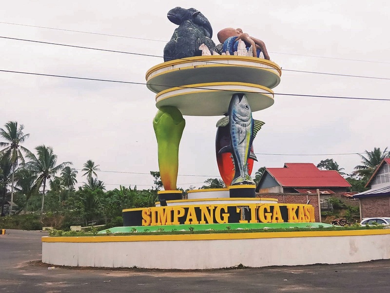 Filosofi Tugu Simpang Tiga Kasuk Baru, Simbol Identitas dan Kearifan Lokal