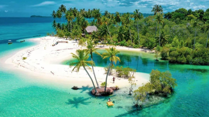 20 Destinasi Wisata Menarik di Sumatera Barat yang Wajib Dikunjungi